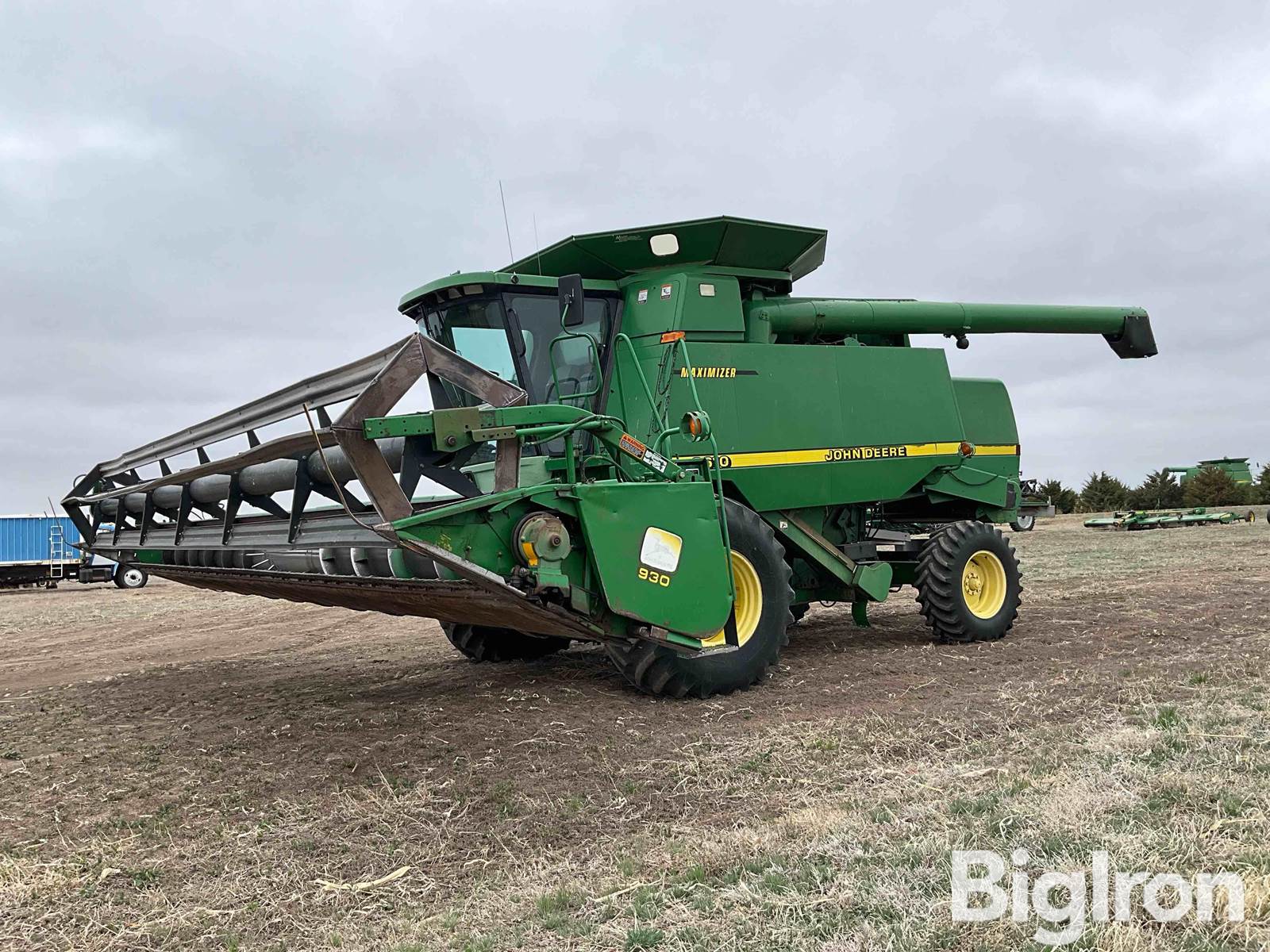1998 John Deere 9610 2WD Maximizer Combine W/ John Deere 930 Platform ...