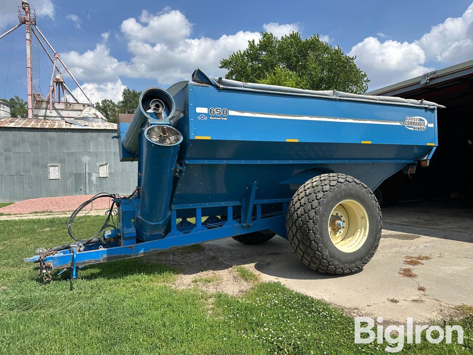 Kinze 650 Grain Cart For Sale | Walthill, NE | KE3642 ...