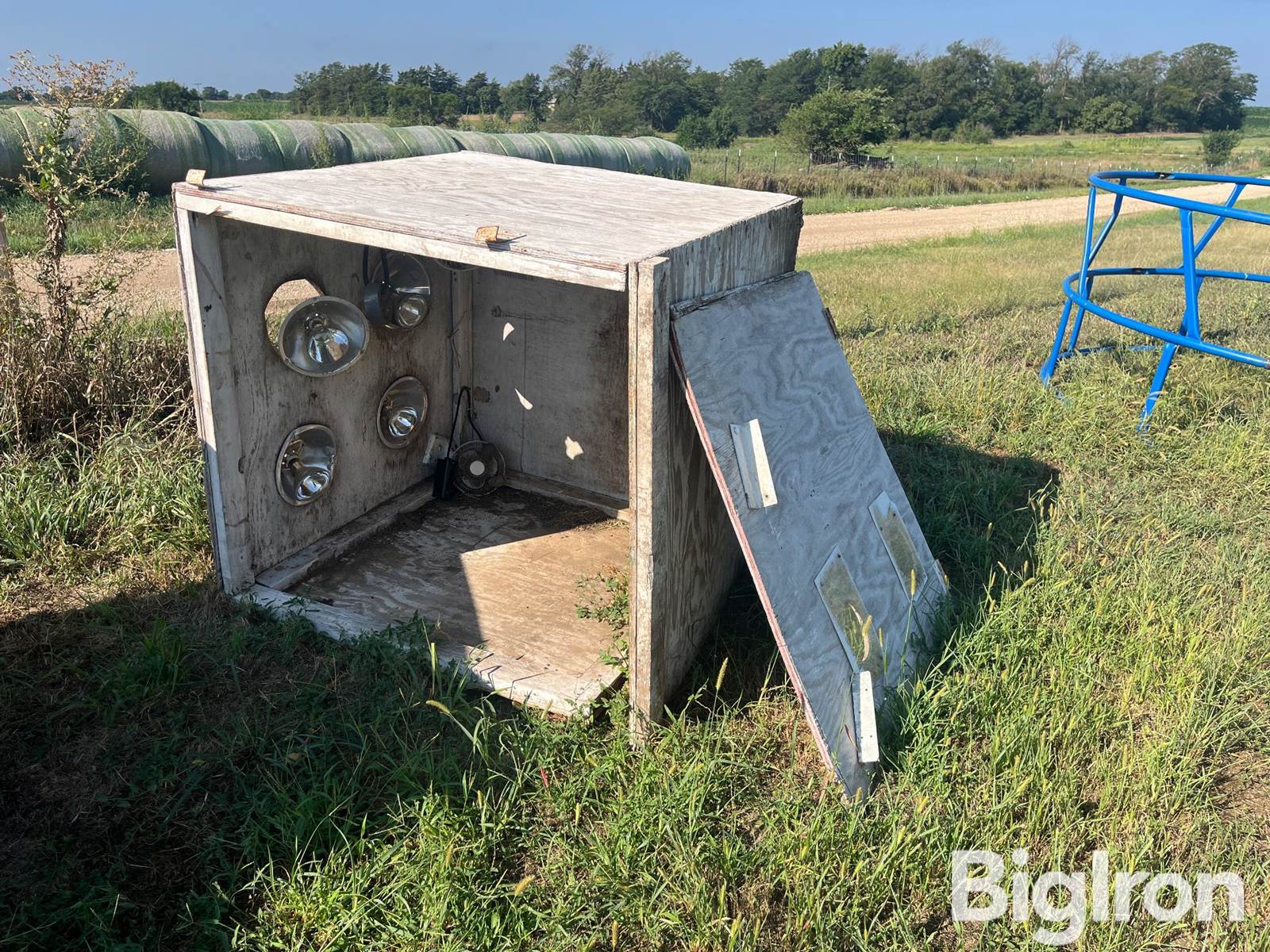 Warming Box For Sale | Delphos, KS | KC8757 | MyLittleSalesman.com