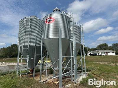 Overhead Feed Bins For Sale | MyLittleSalesman.com