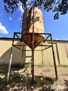 Overhead Feed Bins For Sale | MyLittleSalesman.com