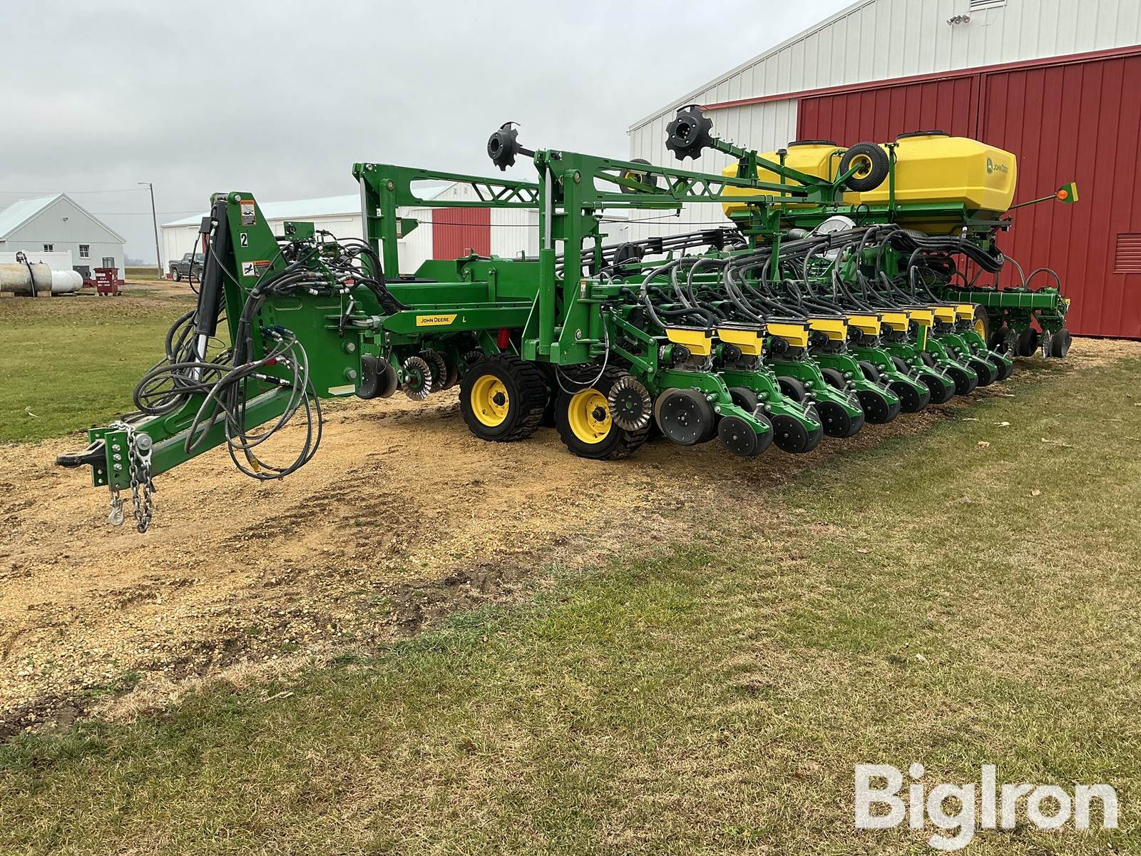 2025 John Deere DB60 24R30” / 47R15” Planter For Sale | Grand Mound, IA ...