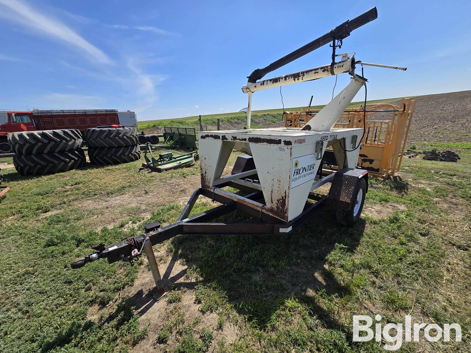 Friesen Seed Titan Seed Tender For Sale | Hoxie, KS | LH6012 ...