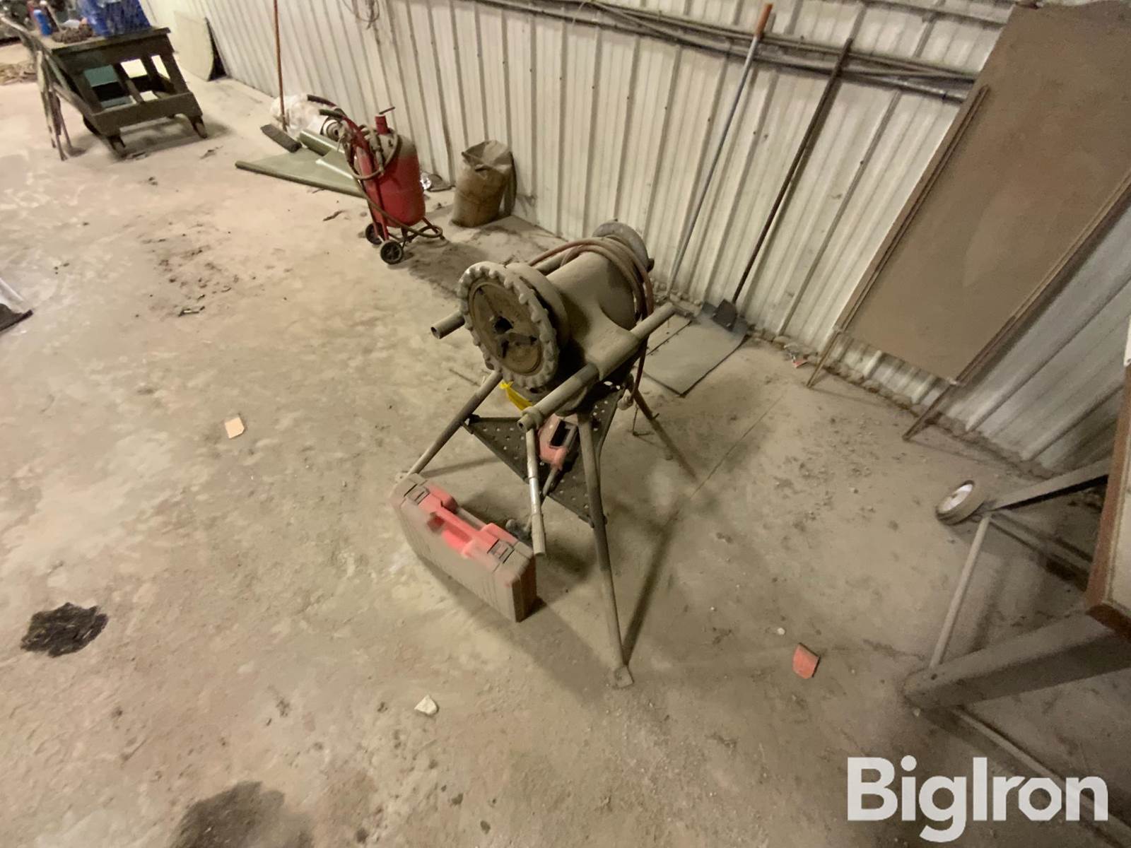 Ridgid 300 Pipe Threader For Sale | Chatsworth, IL | KP5123 ...