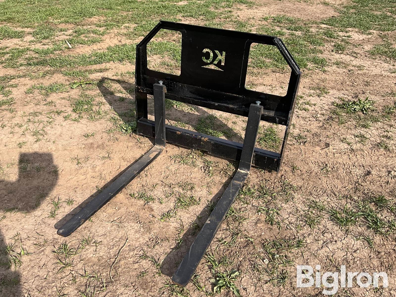 KC 42" Pallet Fork Skid Steer Attachment For Sale | Ceresco, NE ...