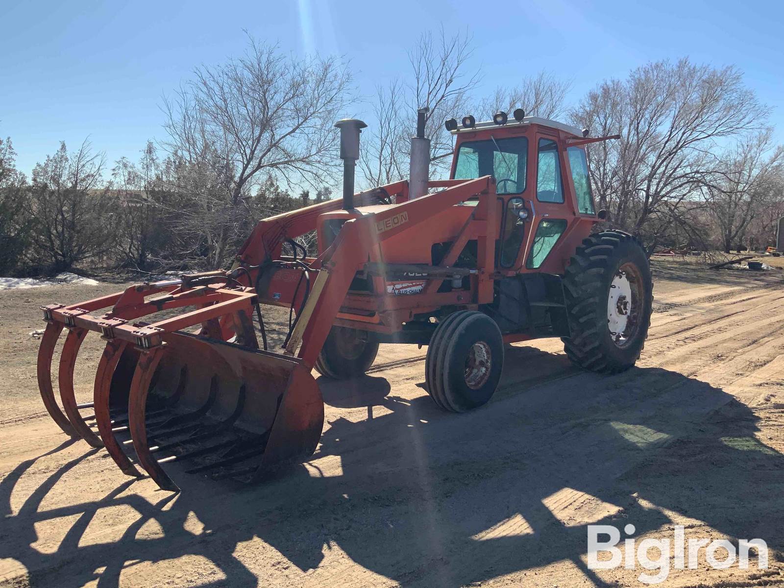1979 Allis-Chalmers 7020 2WD Tractor W/Leon Grapple Loader For Sale ...
