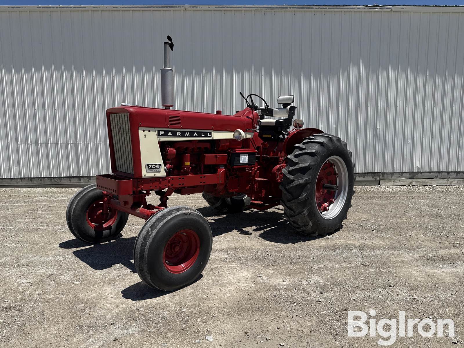 1964 Farmall 706 2WD Tractor For Sale | Lynnville, IA | KB9206 ...