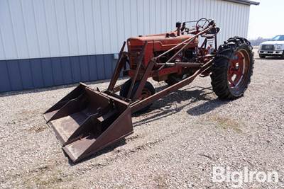 1941 Farmall M 2WD Tractor W/Trip Bucket Loader For Sale | Sherman, SD ...