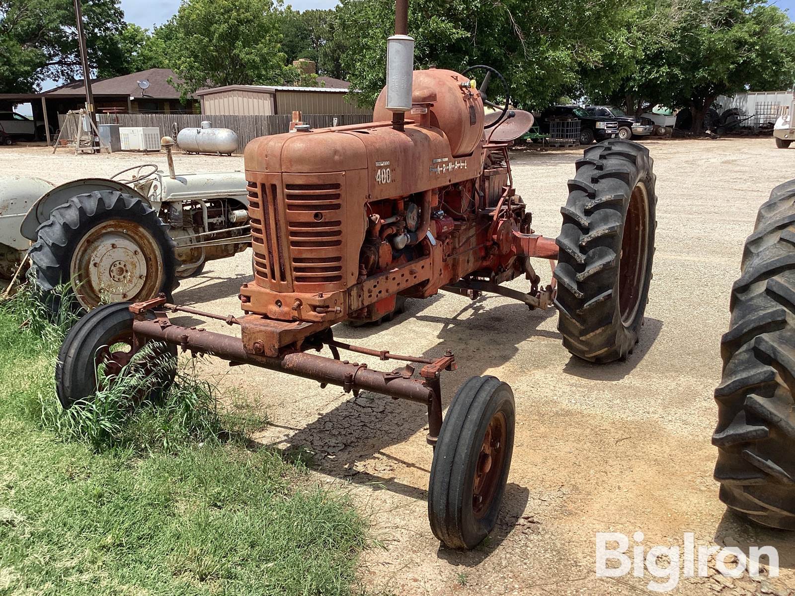 McCormick Farmall 400 2WD Tractor For Sale | Knox City, TX | KR8799 ...