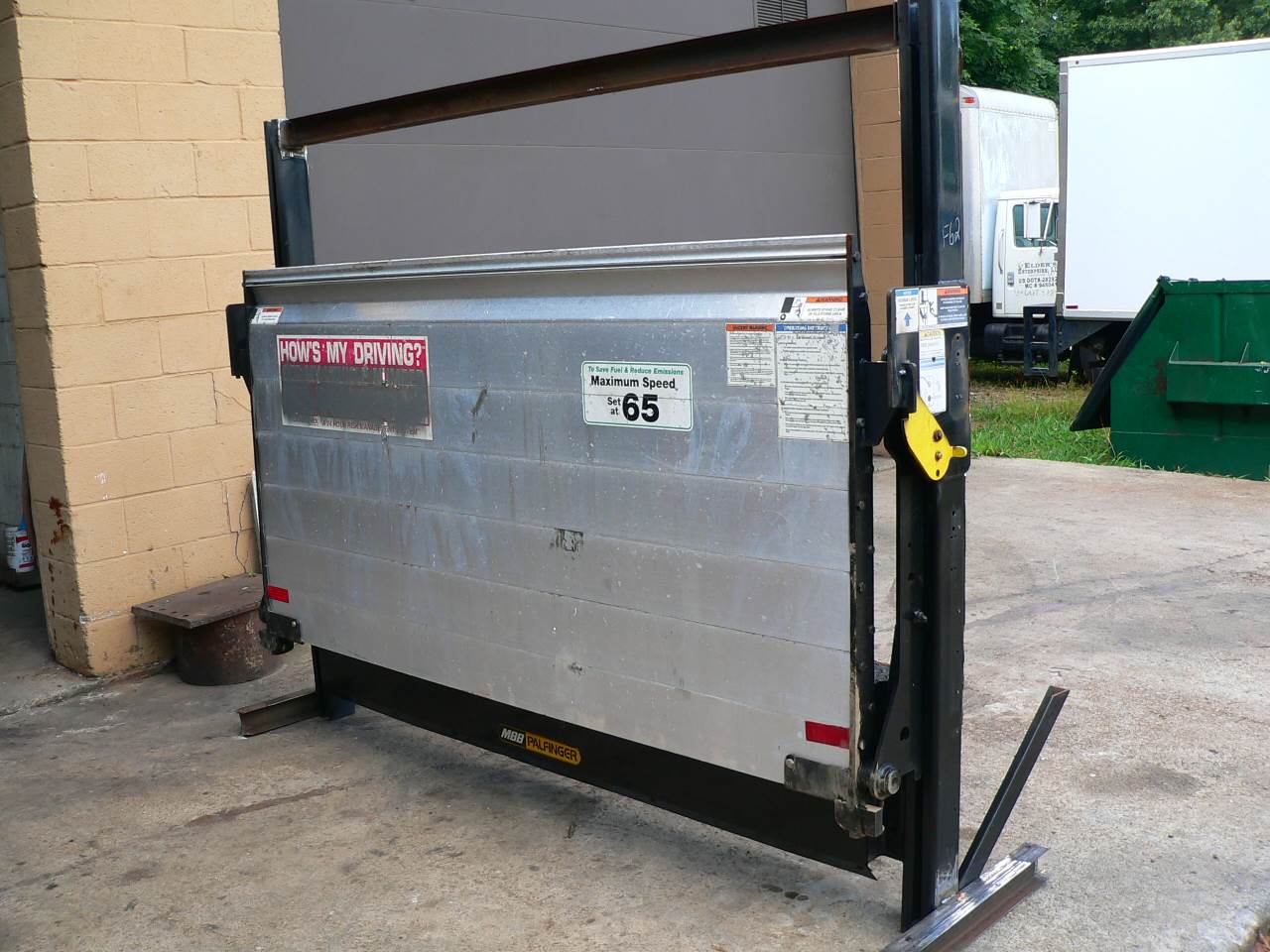 2012 Palfinger ILM 16 Liftgate for chevrolet, isuzu, ford, gmc npr ...