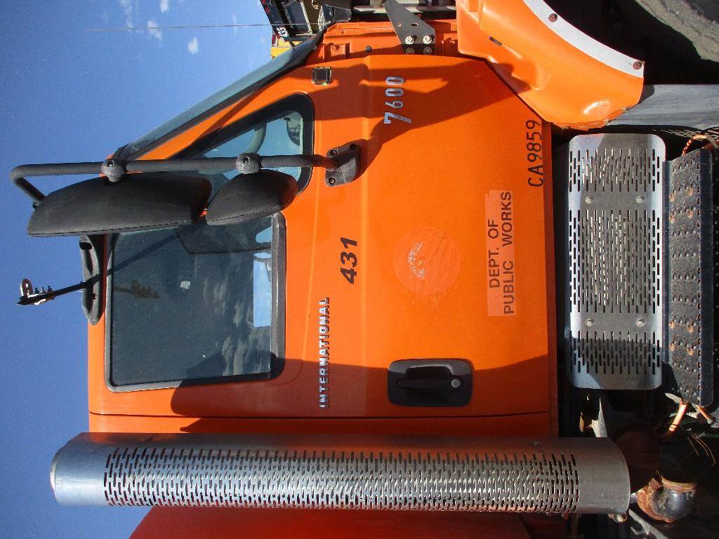 2005 International 7500 Right Front Door Assembly For Sale | Wheat ...