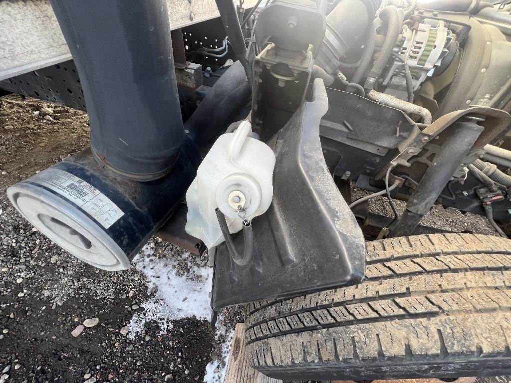 2002 Isuzu NPR Radiator Overflow Bottle / Surge Tank For Sale | Wheat ...