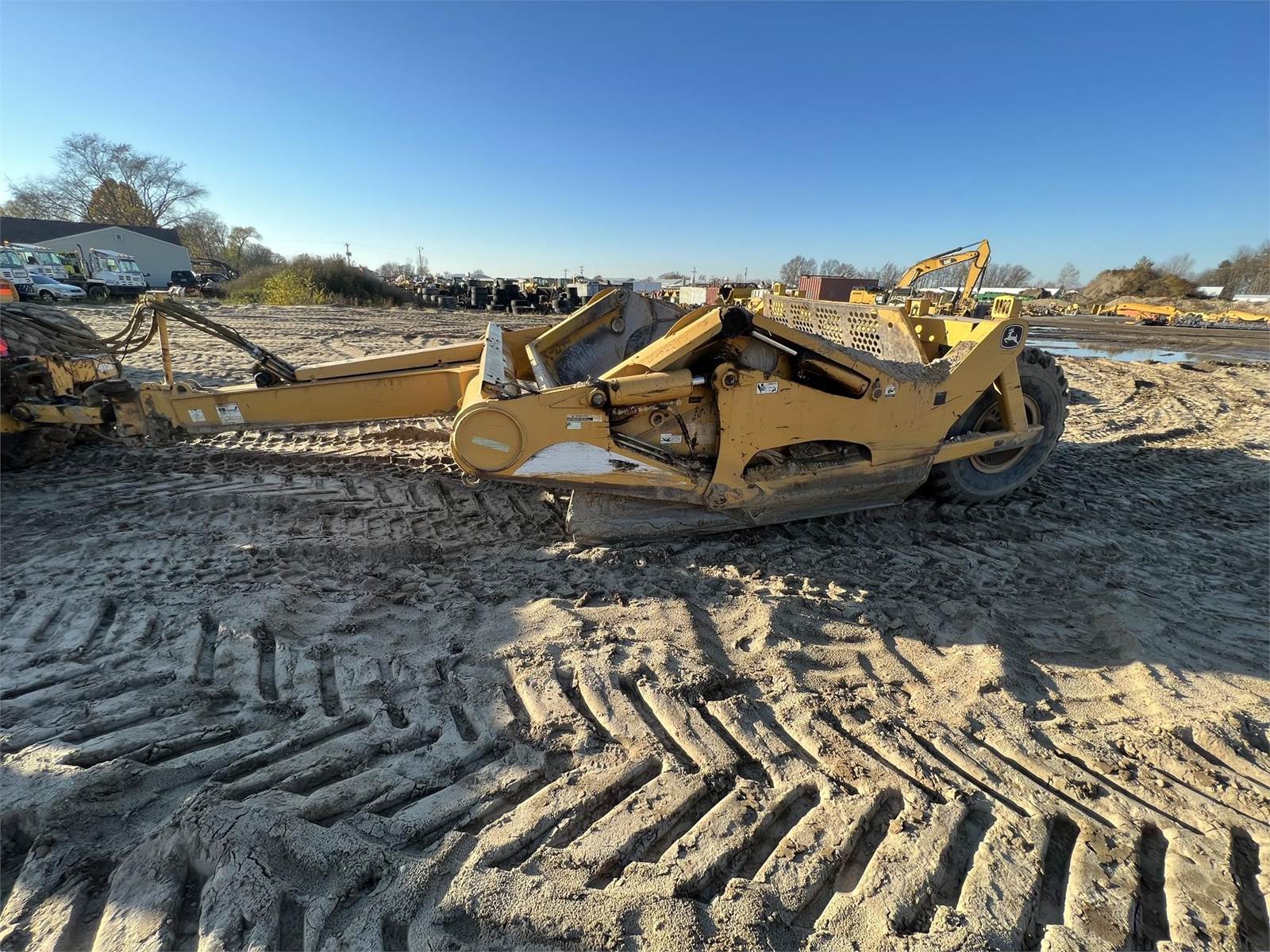 2007 John Deere 1810E Scraper For Sale | Holland, MI | 11692872 ...