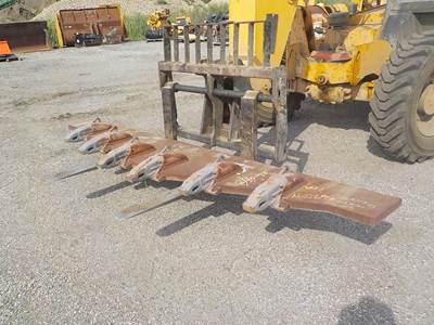 Spade Nose Buckets For Sale | MyLittleSalesman.com