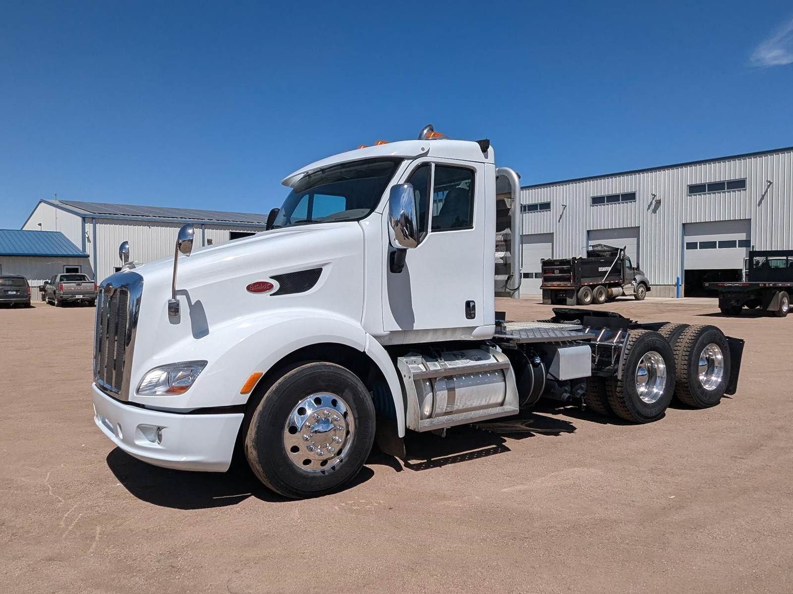 2013 Peterbilt 587 Day Cab Truck - Cummins 450HP, 15 Speed Manual For Sale, 535,130 Miles ...
