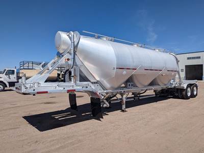 Dry Bulk & Pneumatic Tank Trailers For Sale | MyLittleSalesman.com