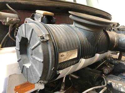 2007 Mack CXN Air Cleaner / Air Filter Housing For Sale | Winimac, IN ...