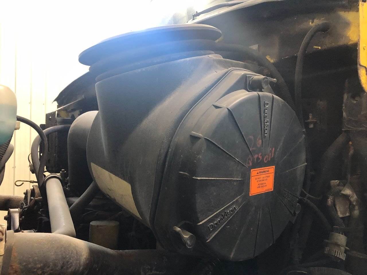 2000 Sterling L7501 Air Cleaner / Air Filter Housing For Sale | Winimac ...
