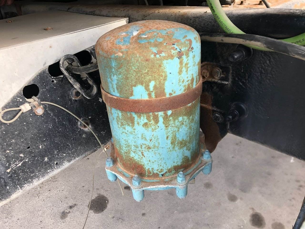 1997 Bendix AD9 Air Dryer for a International 9400 For Sale | Kansas ...