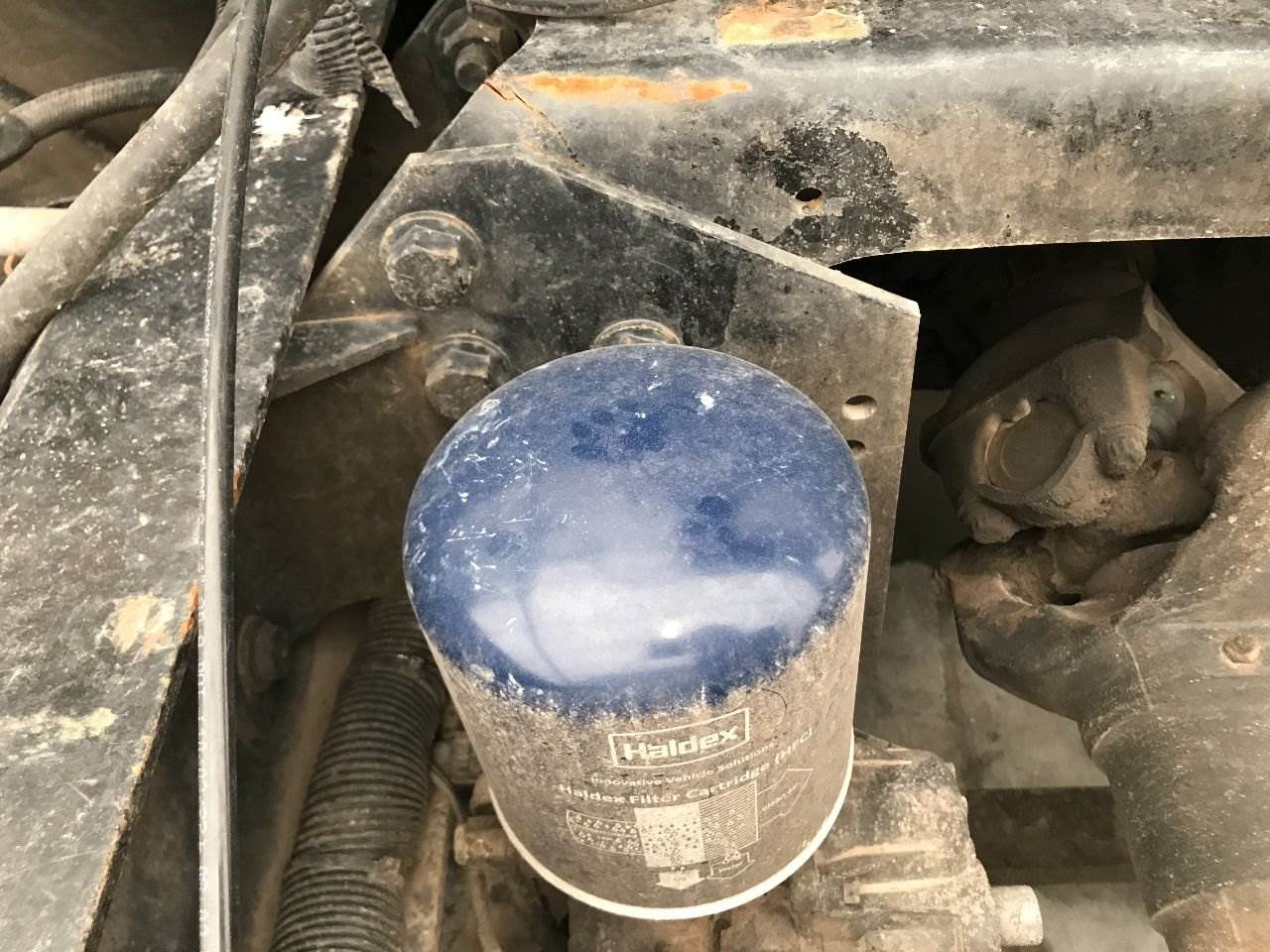 2001 Meritor R955205 Air Dryer for a International 9100 For Sale ...