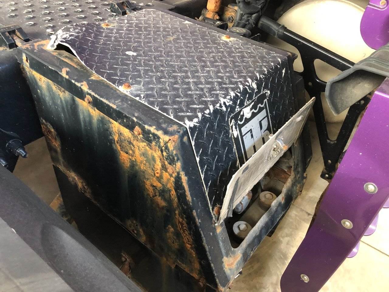 2015 Thermo King Auxiliary Power Unit (APU) for a Freightliner Cascadia ...