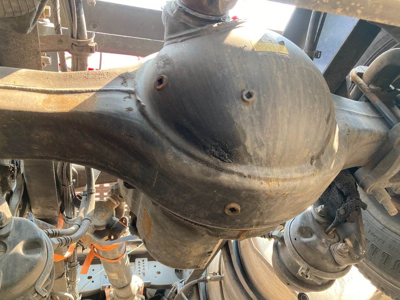 2008 Meritor RD20145 Rear Axle Housing for a Volvo VNL For Sale | Des ...