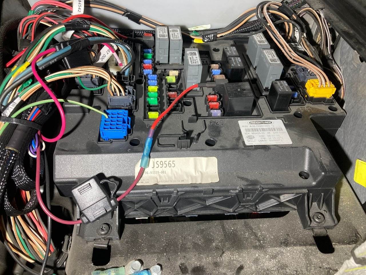 2018 Freightliner Cascadia Cab Control Module For Sale | Sioux Falls ...
