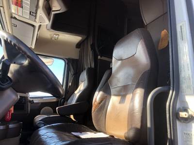 2016 Volvo VNL Cab Assembly For Sale | Kansas City, MO | 25587140 ...