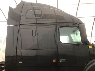 2001 Volvo VNL Cab Assembly For Sale | Council Bluffs, IA | 25591230 ...