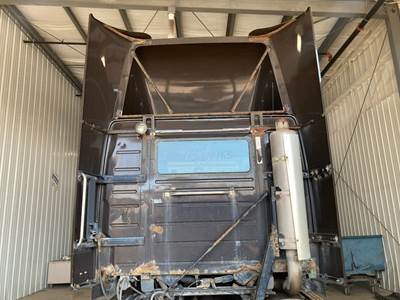 2005 Volvo VNM Cab Assembly For Sale | Winimac, IN | 25493987 ...