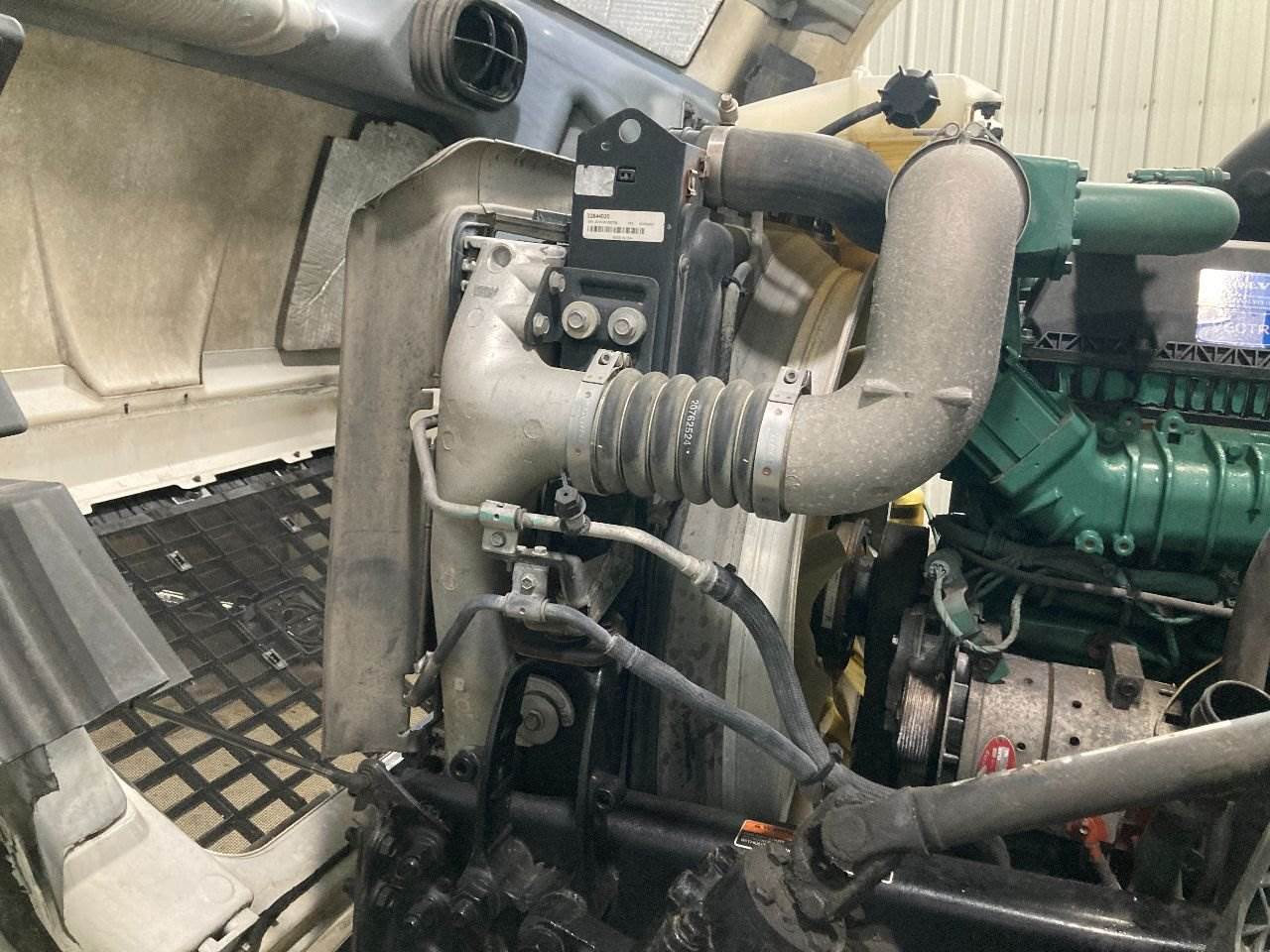 2016 Volvo VNL Cooling Assembly For Sale | Winimac, IN | 25590214 ...