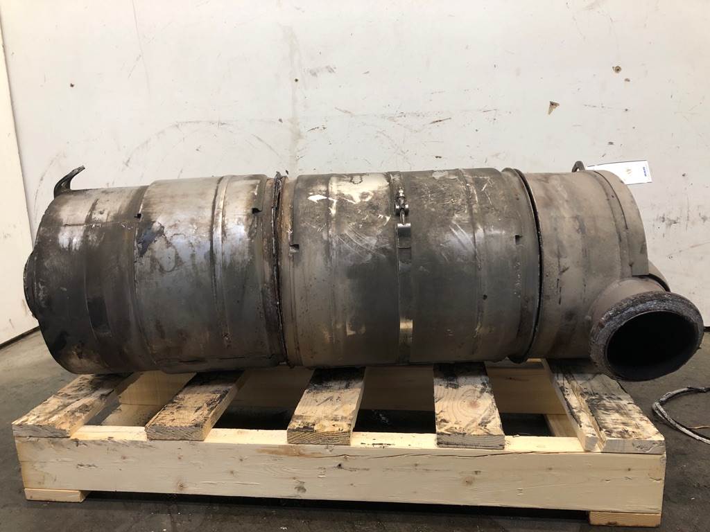 2014 Cummins ISX15 DPF Assembly for a Peterbilt 587 For Sale | Council ...