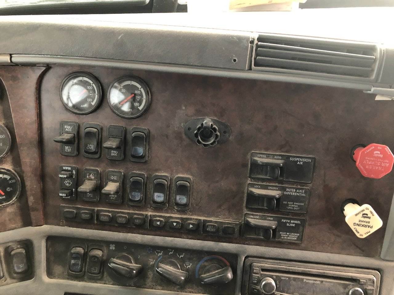 1998 Freightliner Century Class 120 Dash Panel for a Freightliner C120 ...