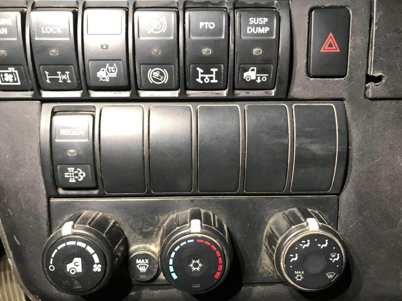 2020 International RH Dash Panel For Sale | Council Bluffs, IA ...
