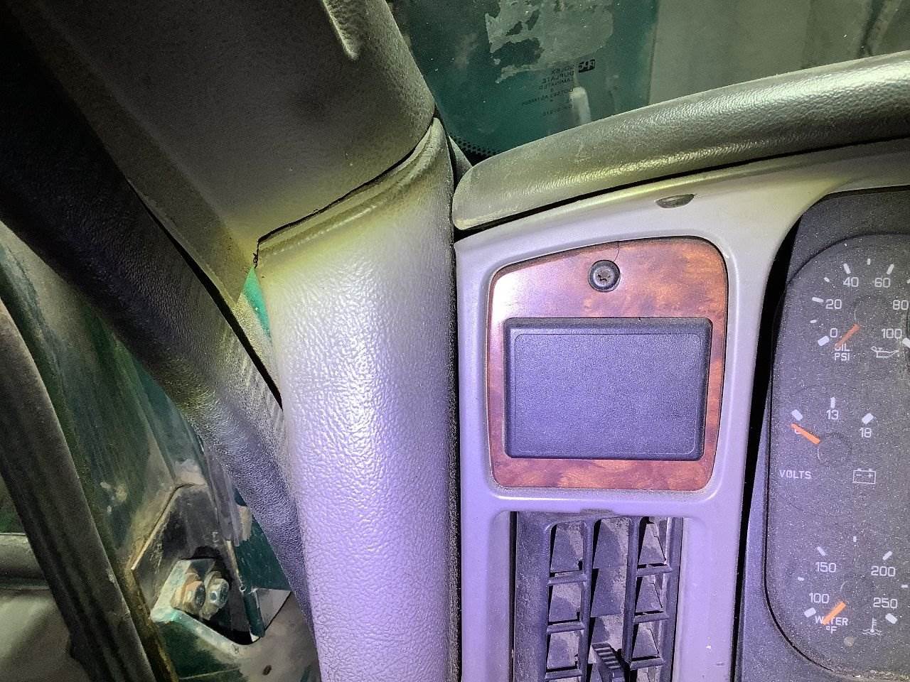 Kenworth T2000 Dash Panel For Sale | Des Moines, IA | 25606871 ...