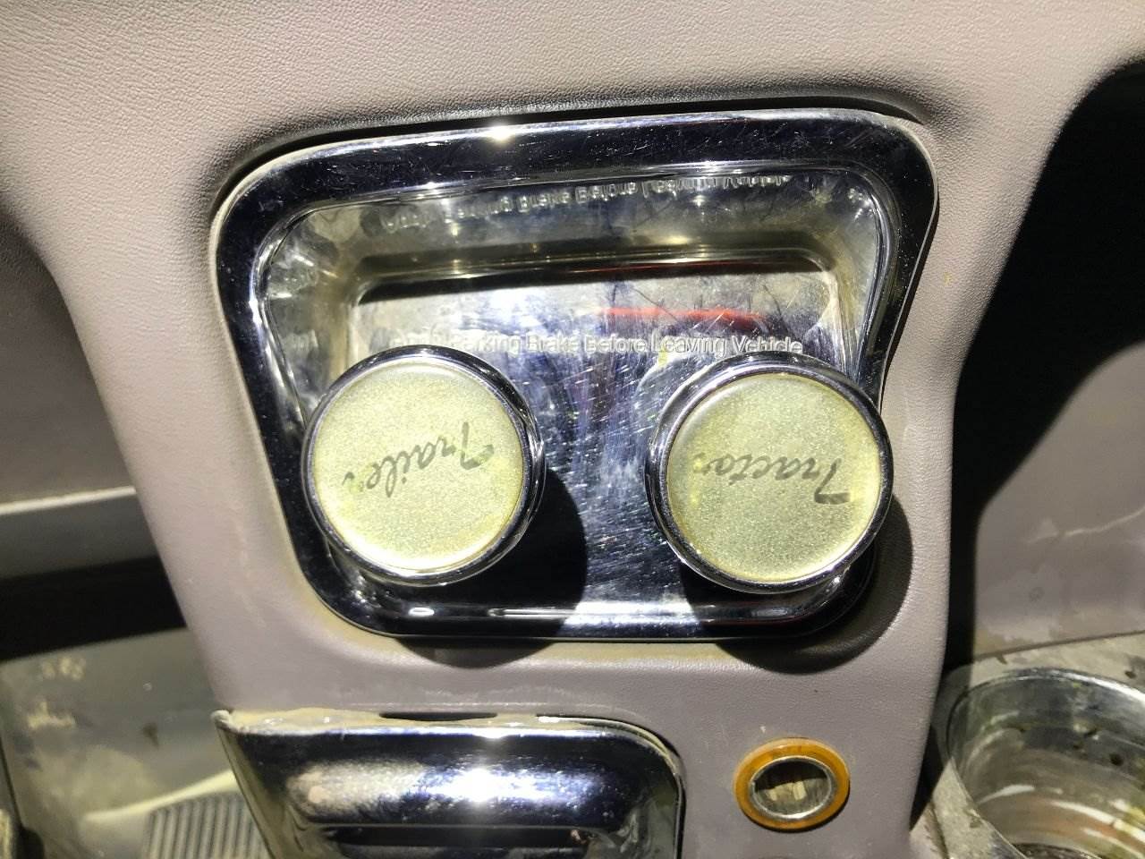 2013 Peterbilt 386 Dash Panel For Sale | Council Bluffs, IA | 25600513 ...