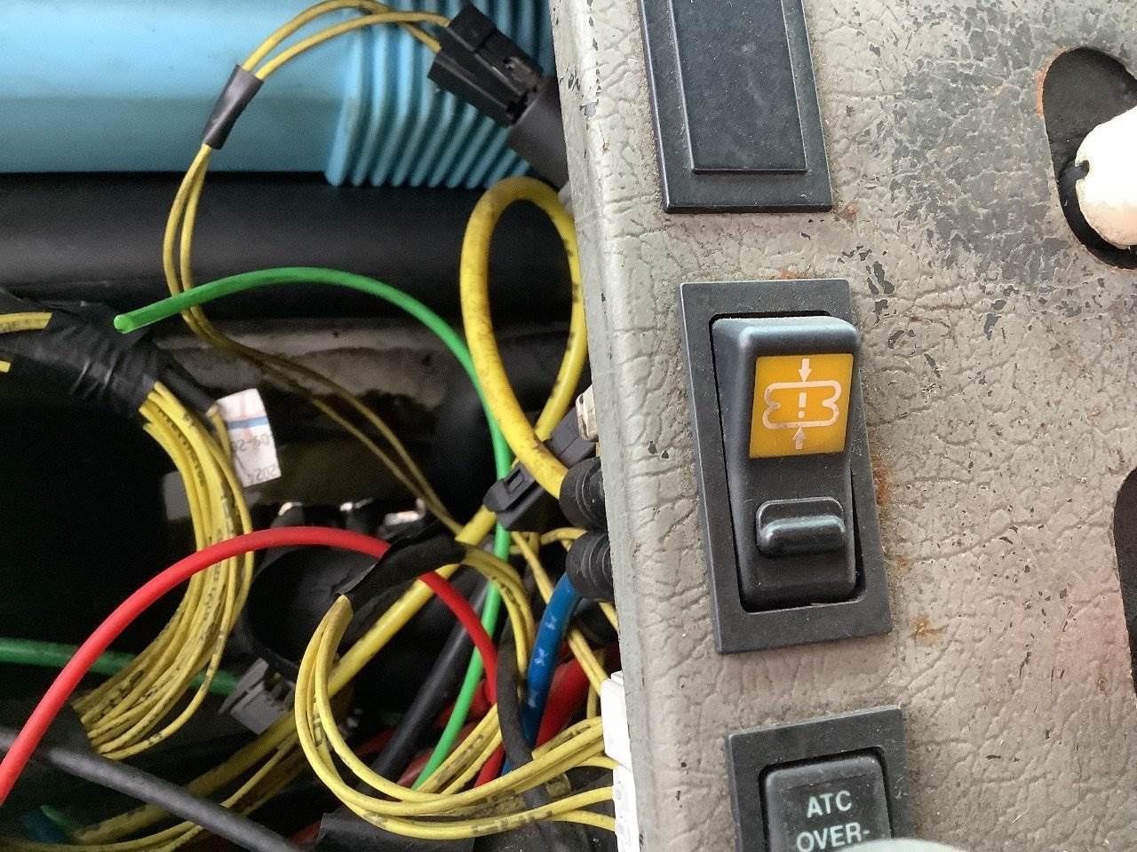 2003 Freightliner FL70 Dashboard Switch For Sale | Spencer, IA ...