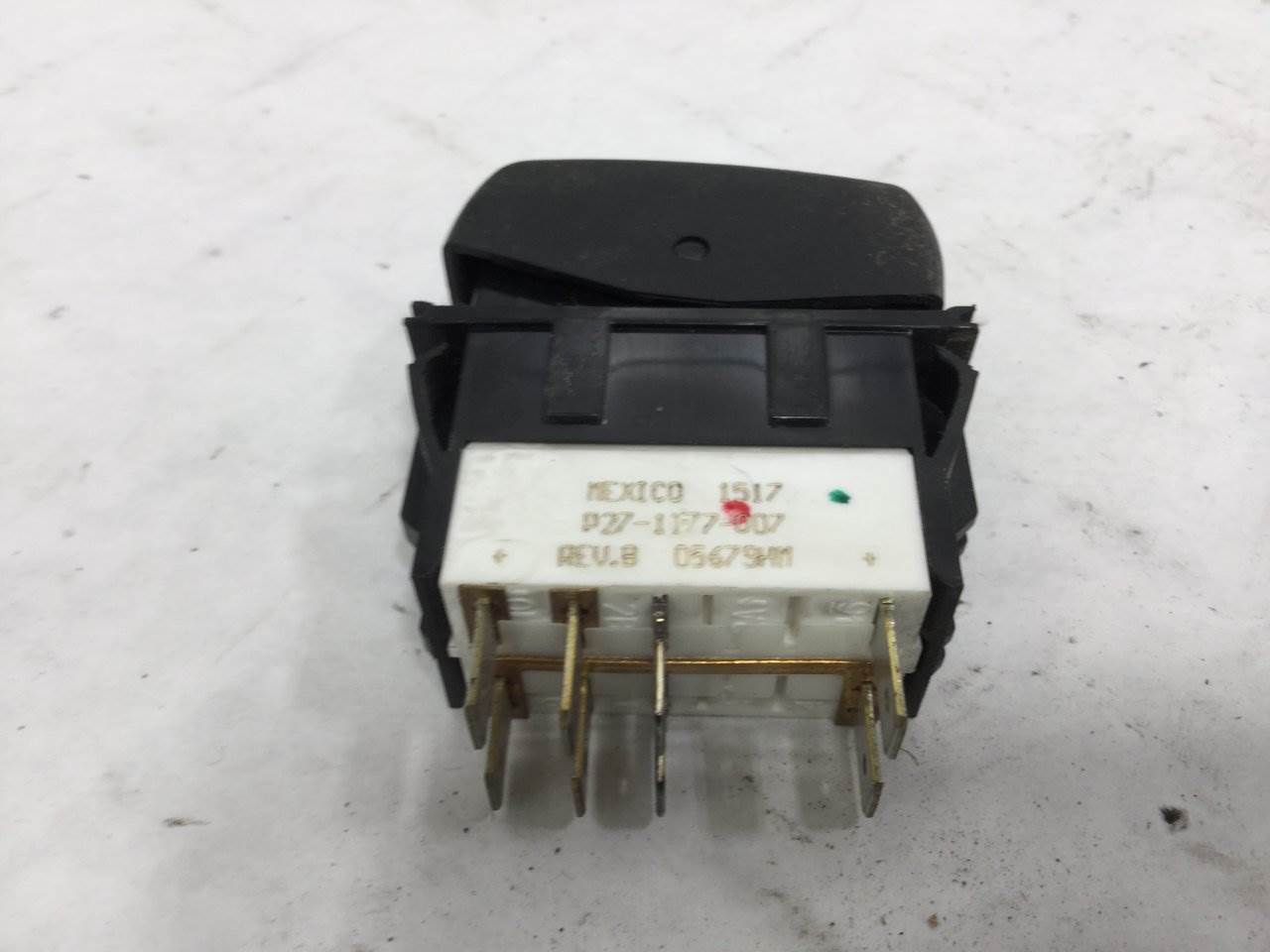 2015 Peterbilt 579 Dashboard Switch For Sale | Sioux Falls, SD | P27 ...