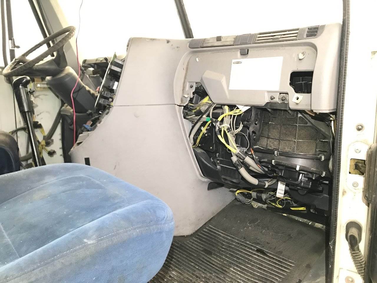 2007 Freightliner Columbia 120 Dashboard Assembly For Sale | Council ...