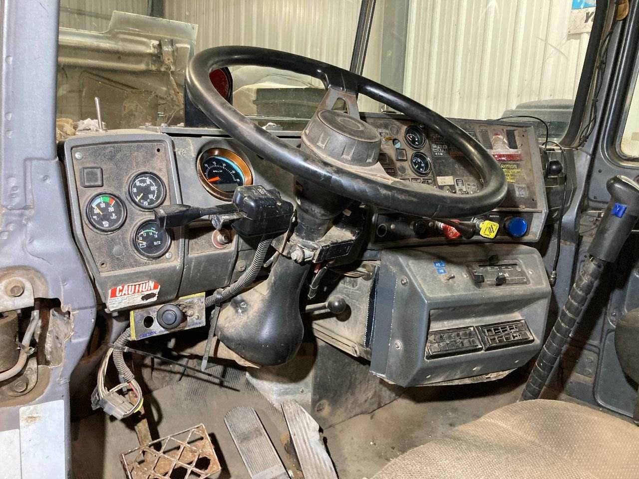 2000 Mack RD600 Dashboard Assembly For Sale | Sioux Falls, SD ...