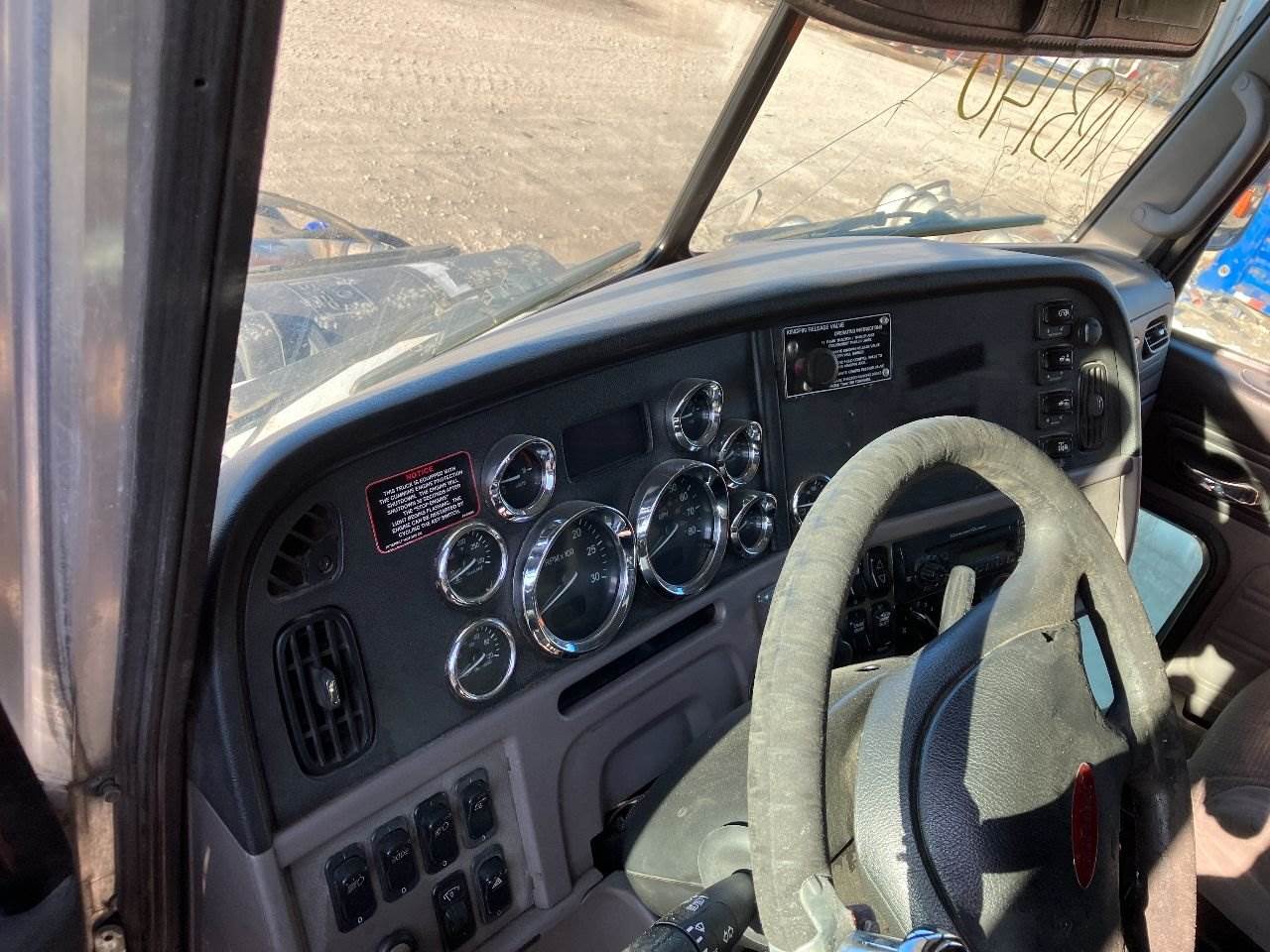 2011 Peterbilt 386 Dashboard Assembly For Sale | Des Moines, IA ...