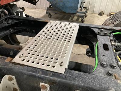 2019 International LT Deck Plate / Catwalk For Sale | Winimac, IN ...