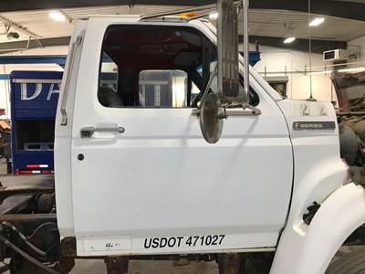 1996 Ford F-700 Front Door Assembly for a Ford F700 For Sale | Sioux ...