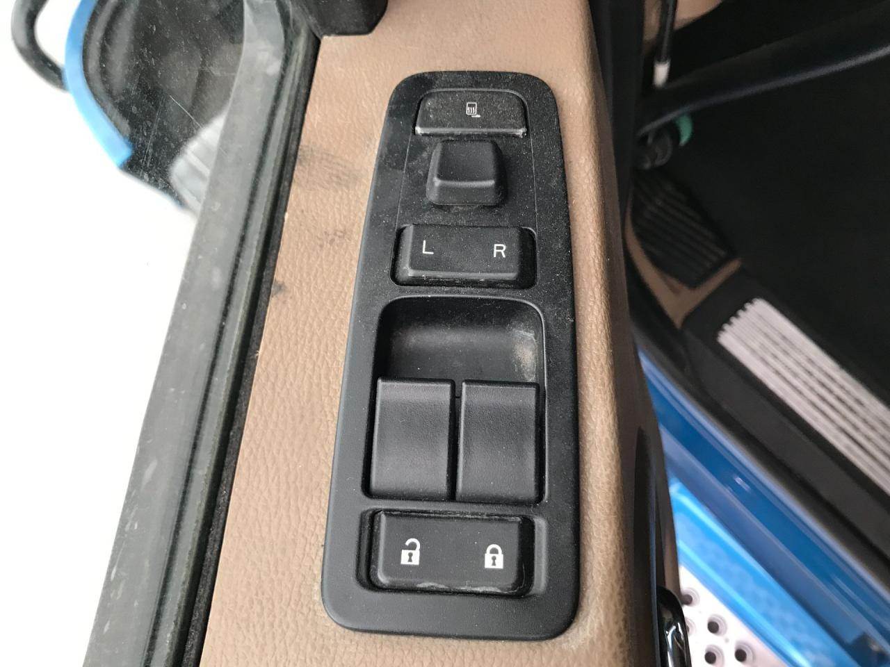 2017 Kenworth T680 Door Electrical Switch For Sale | Council Bluffs, IA ...