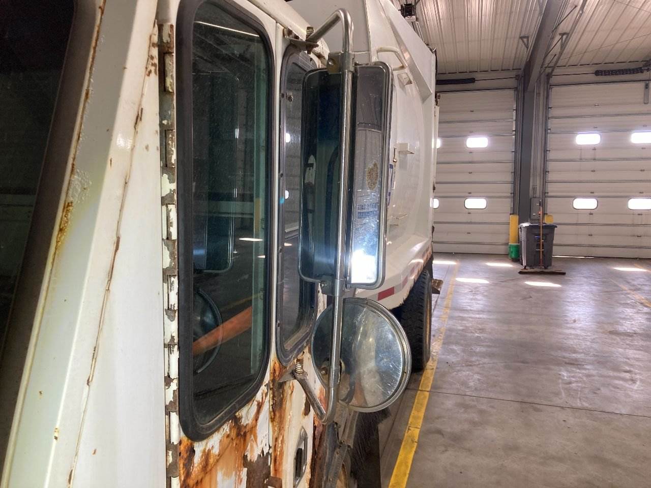 2001 Crane Carrier (CCC) TRUCK Door Mirror For Sale | Sioux Falls, SD ...