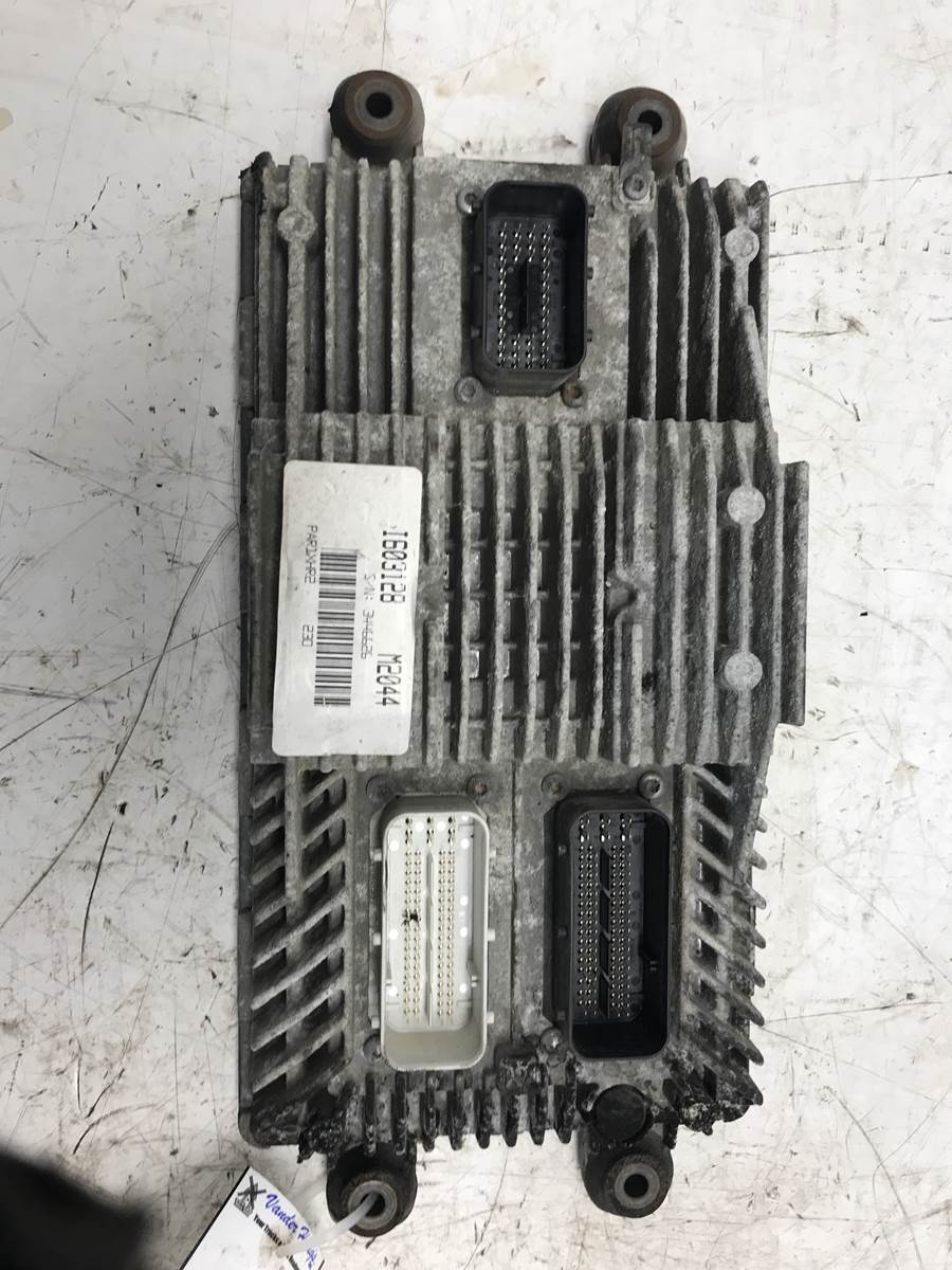 2014 International MaxxForce DT Engine Control Module (ECM) for a ...