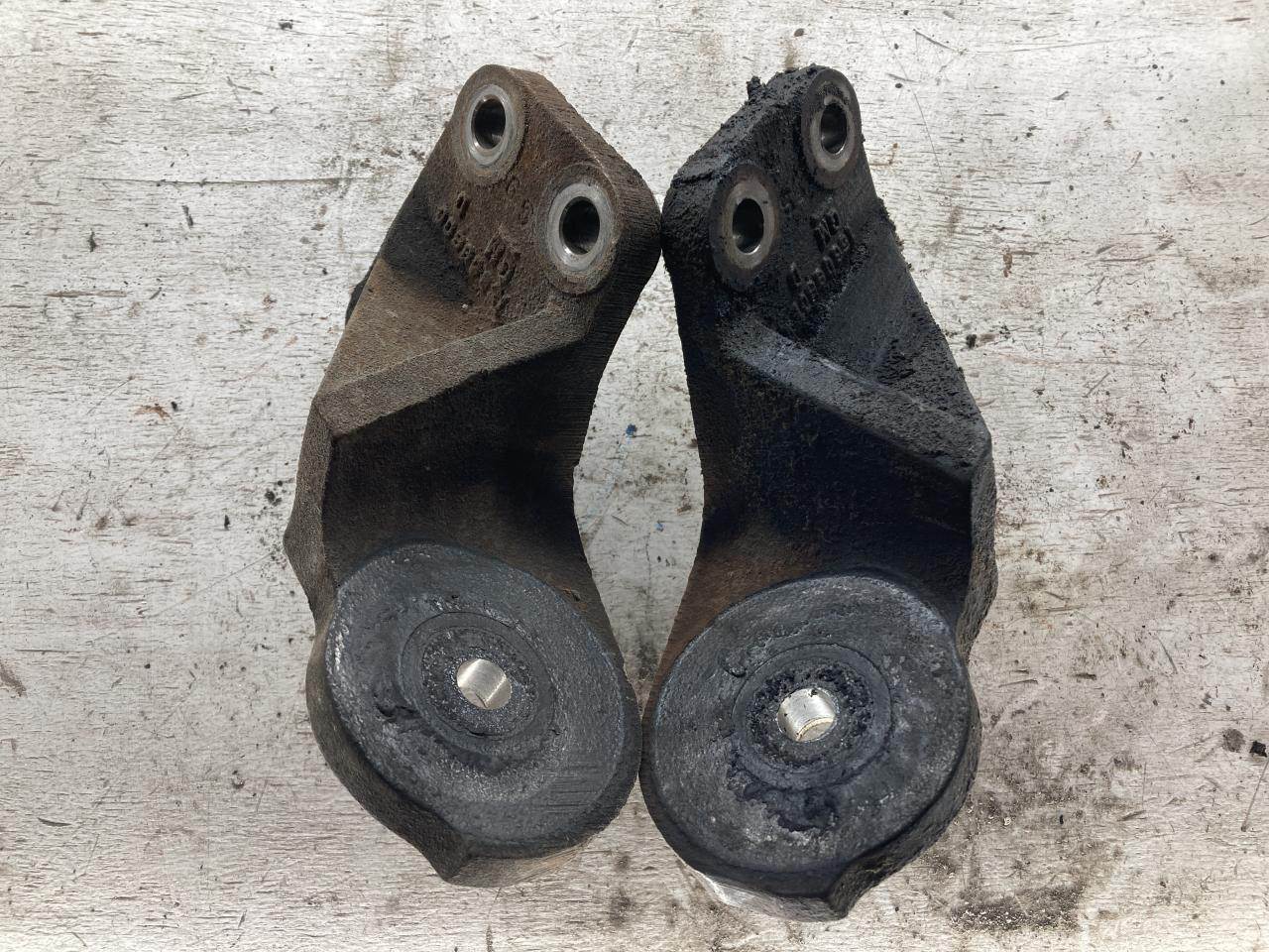 1998 Caterpillar 3126 Engine Mount for a GMC C6500 For Sale | Kansas ...