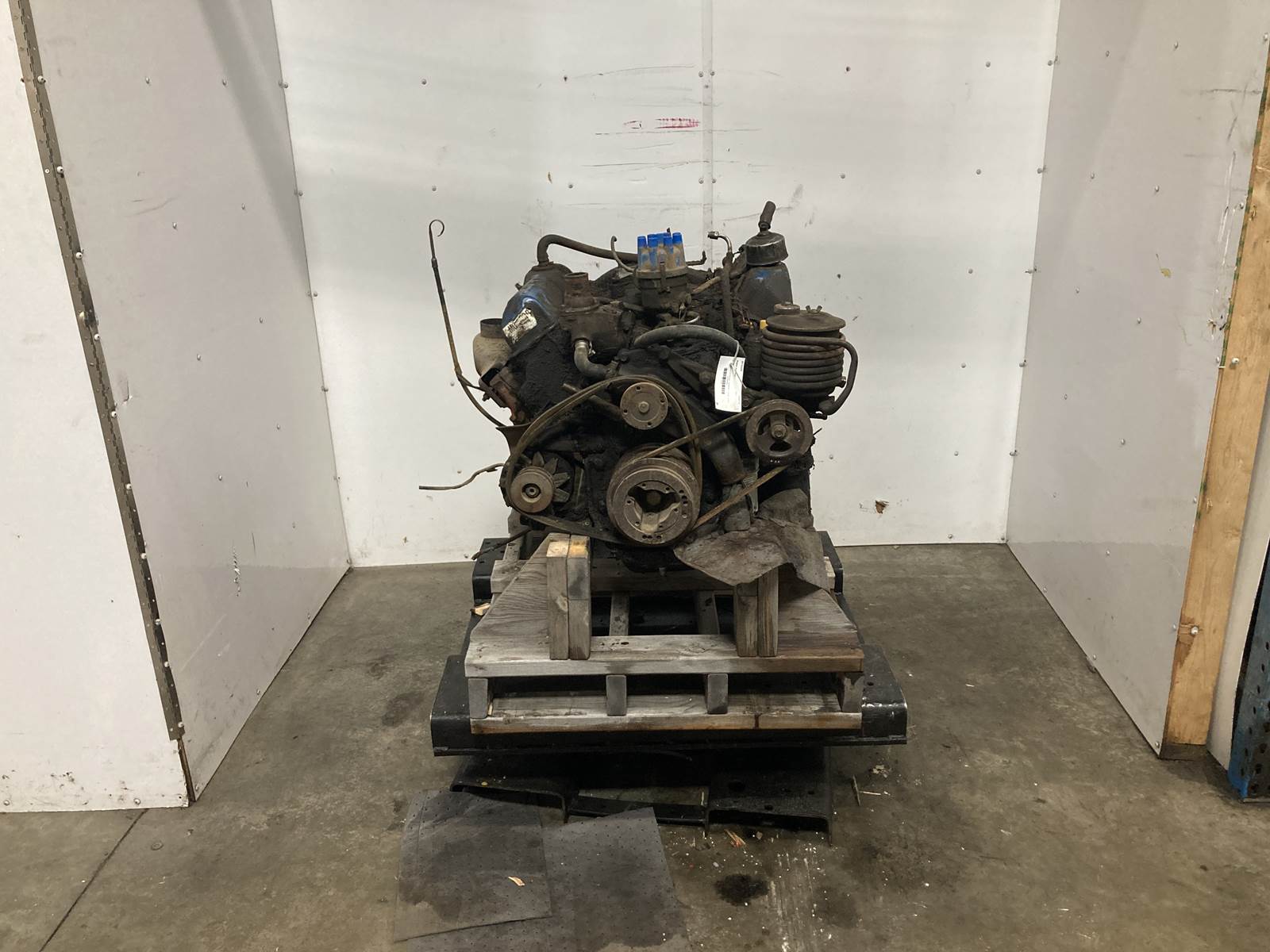 1973 Ford 361 Engine for a Ford F600 For Sale | Spencer, IA | 25732458 ...
