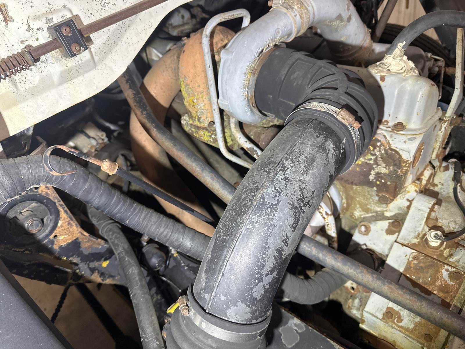 1986 Ford 6.6 Engine for a Ford CF7000 For Sale | Sioux Falls, SD ...