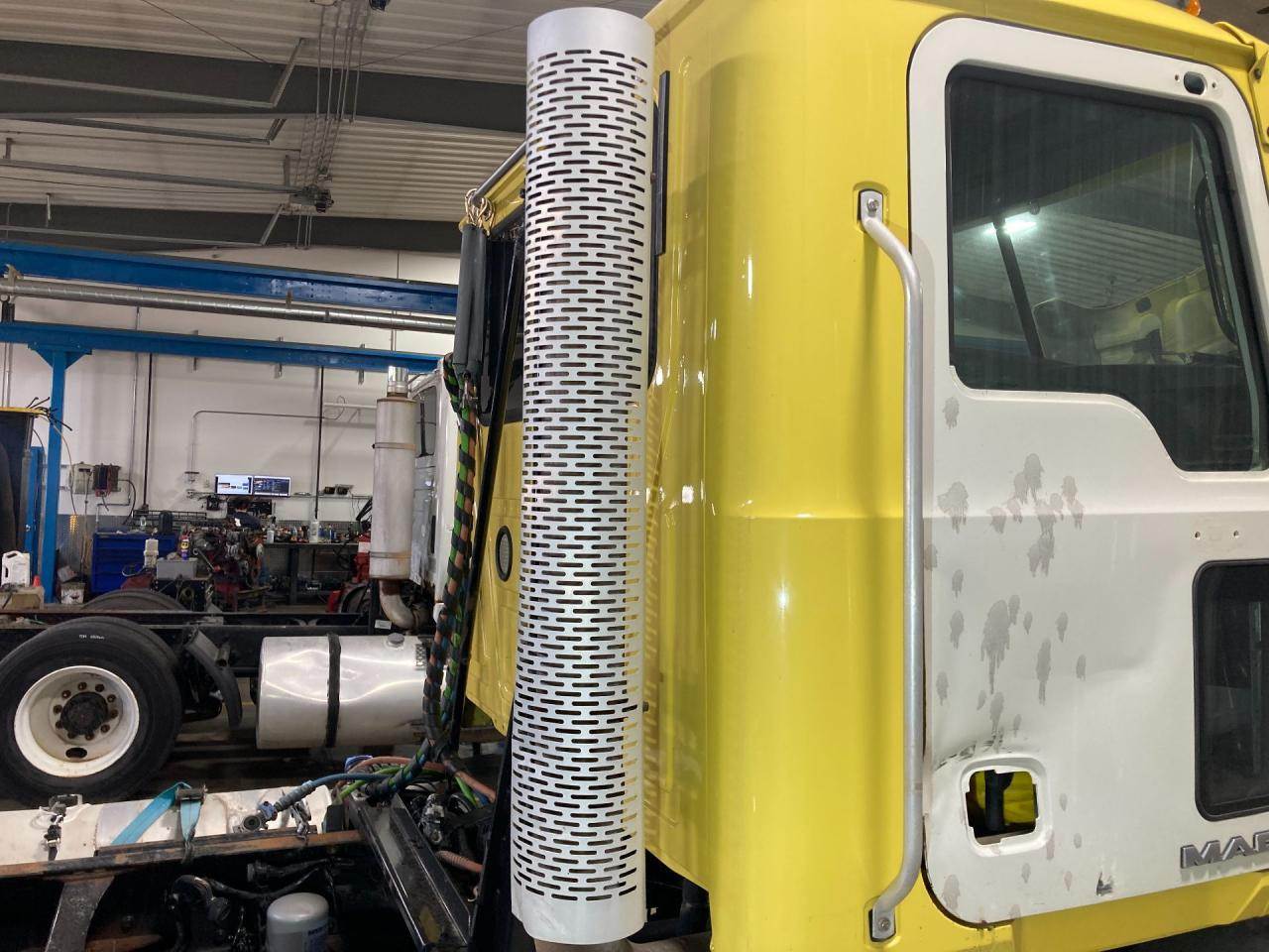 2015 Mack CXU Exhaust Guard For Sale | Sioux Falls, SD | 25683393 ...